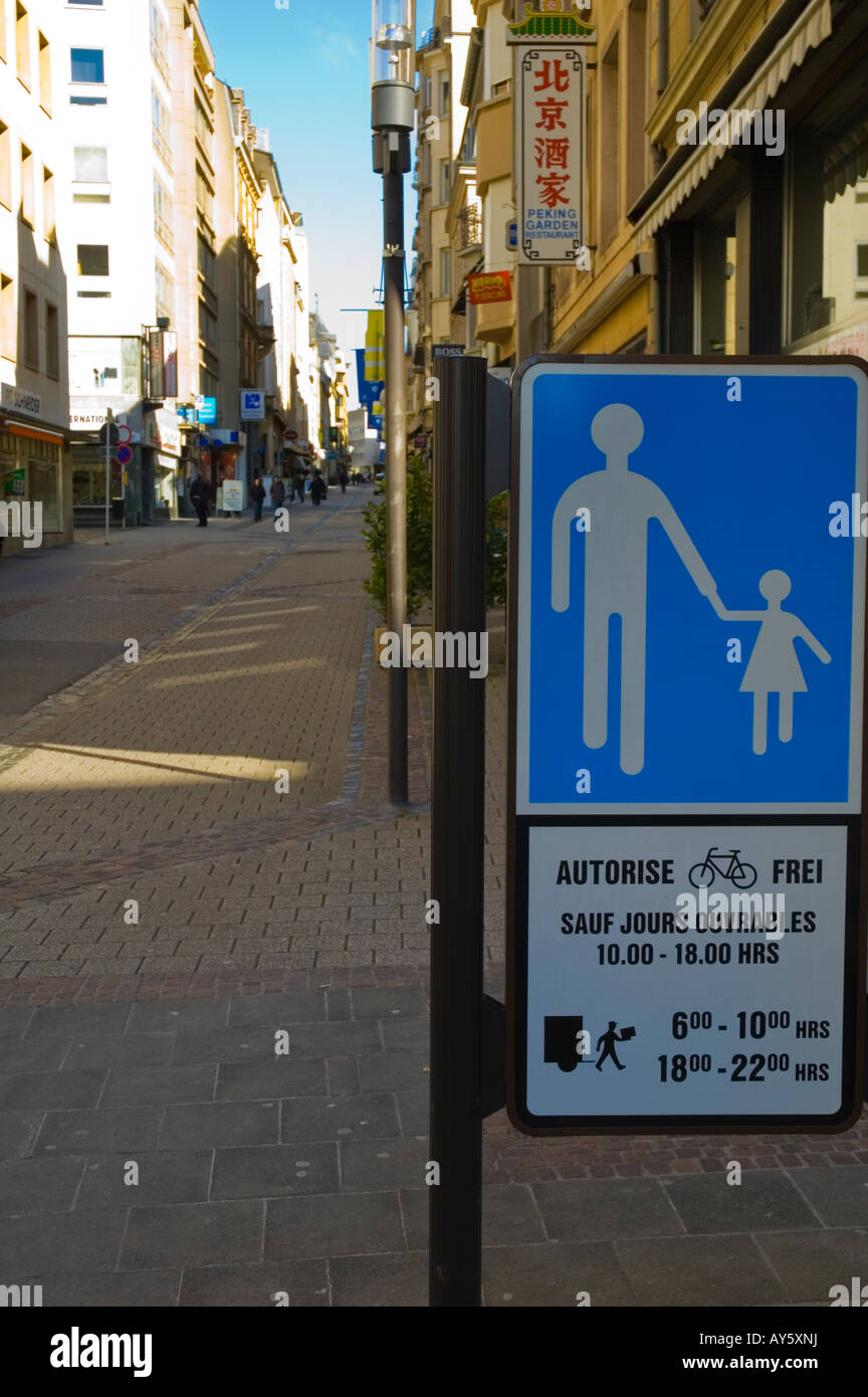 Luxembourg street pedestrian sign hi-res stock photography and images ...