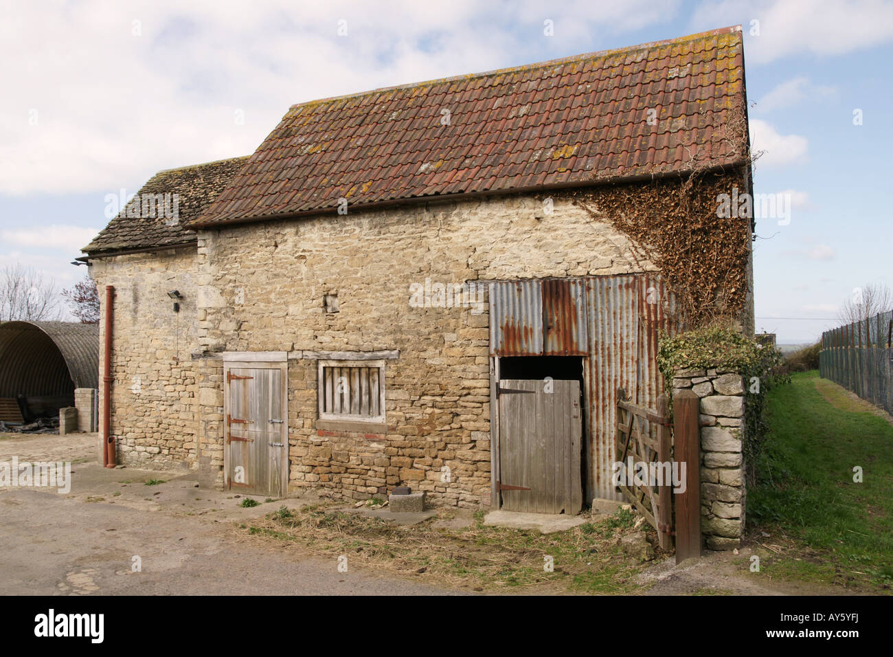 Hillesley gloucestershire hi-res stock photography and images - Alamy
