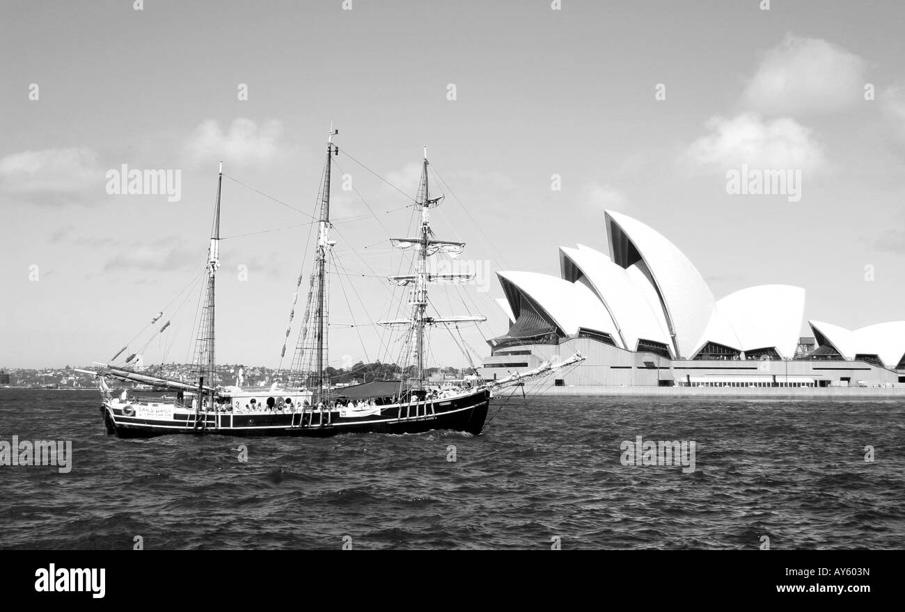 Performance sailing Black and White Stock Photos & Images - Alamy