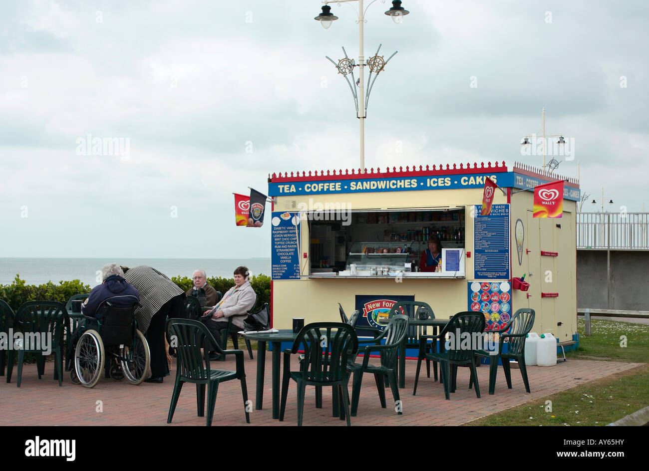 Mobile snack bar hi-res stock photography and images - Alamy
