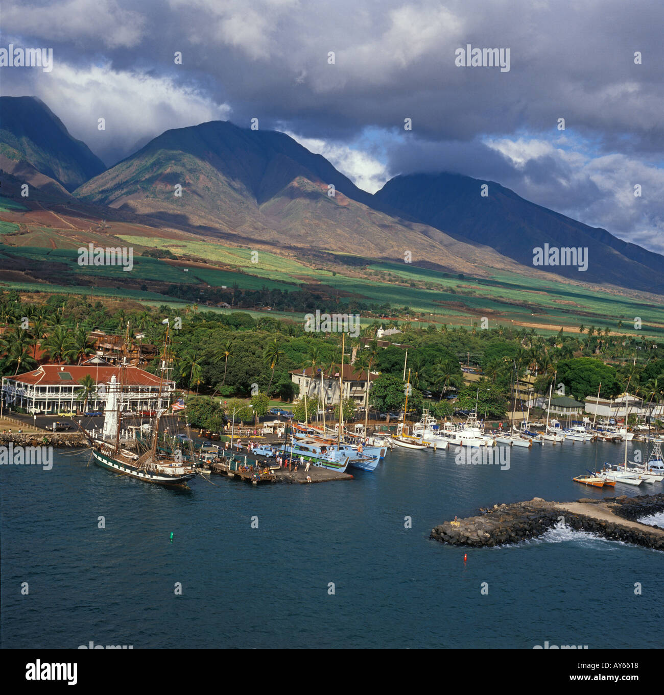 Lahaina Maui Hawaii aerial Stock Photo - Alamy
