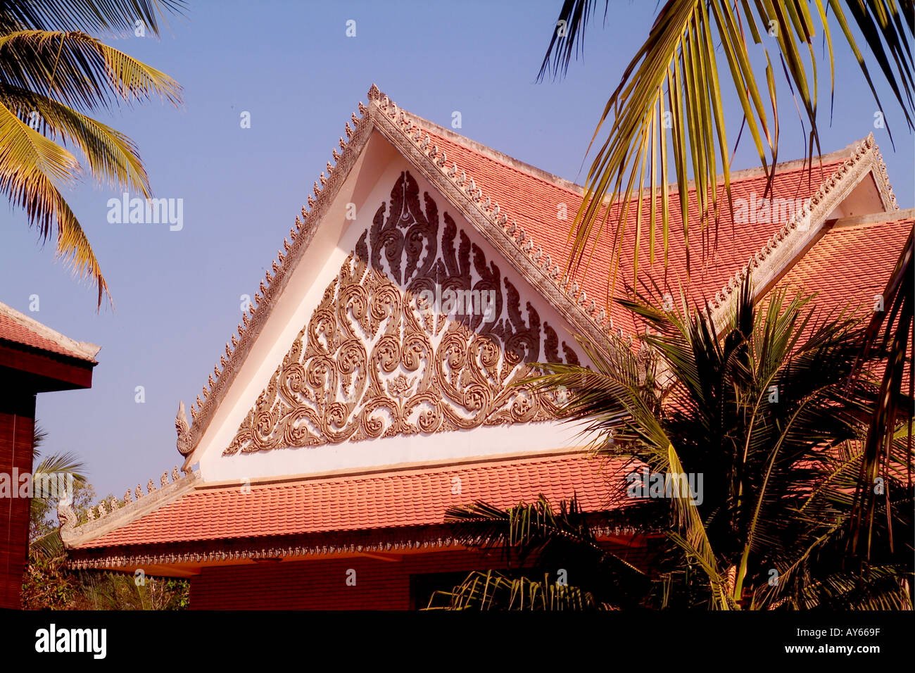 Thai Architecture at Buddhist Temple Vientiane Laos Stock Photo - Alamy