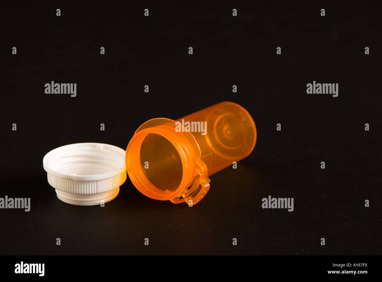 empty prescription container Stock Photo - Alamy