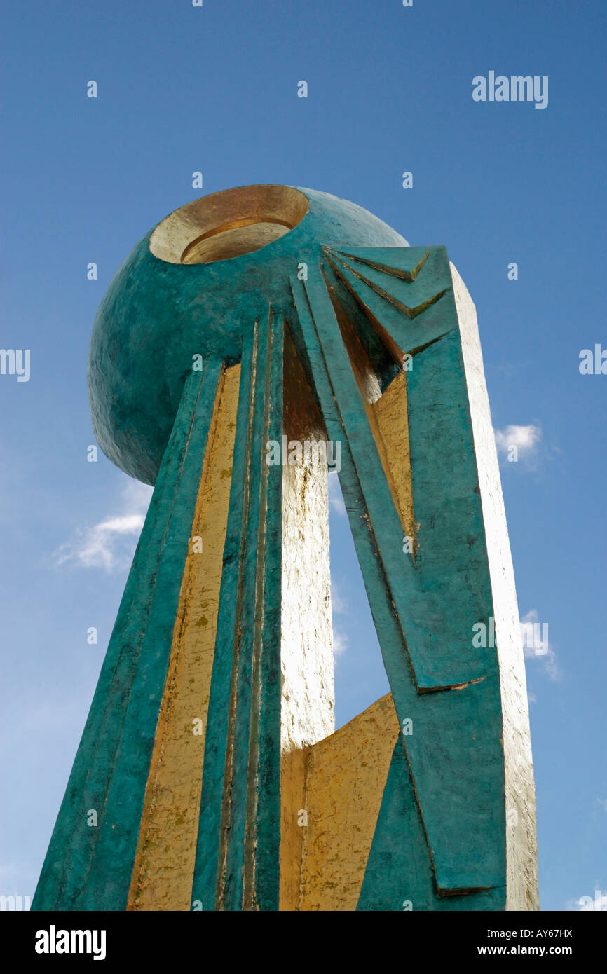 Abstract sculpture england hi-res stock photography and images - Alamy