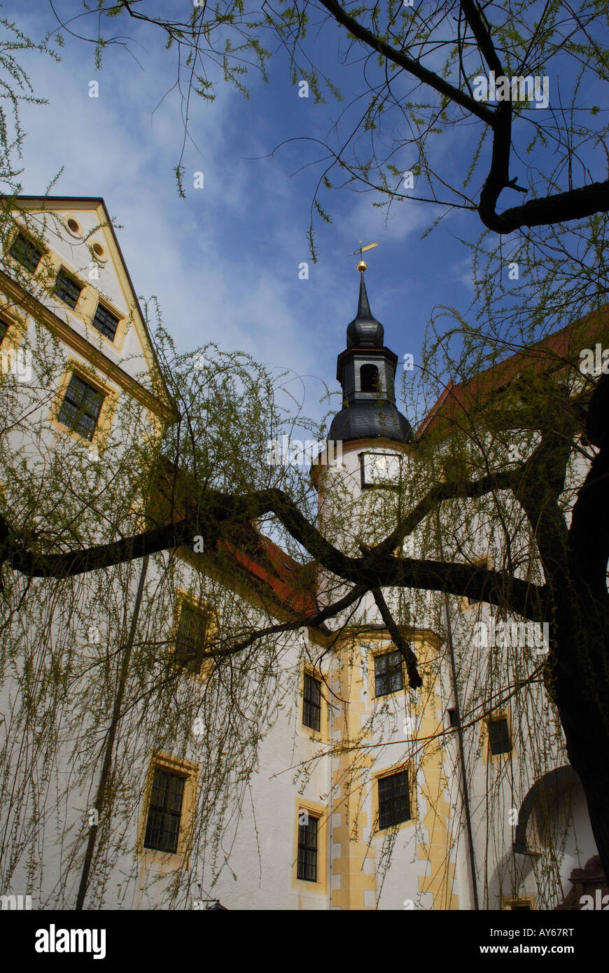 Prisoners courtyard in Colditz Castle, Saxony, Germany Stock Photo - Alamy
