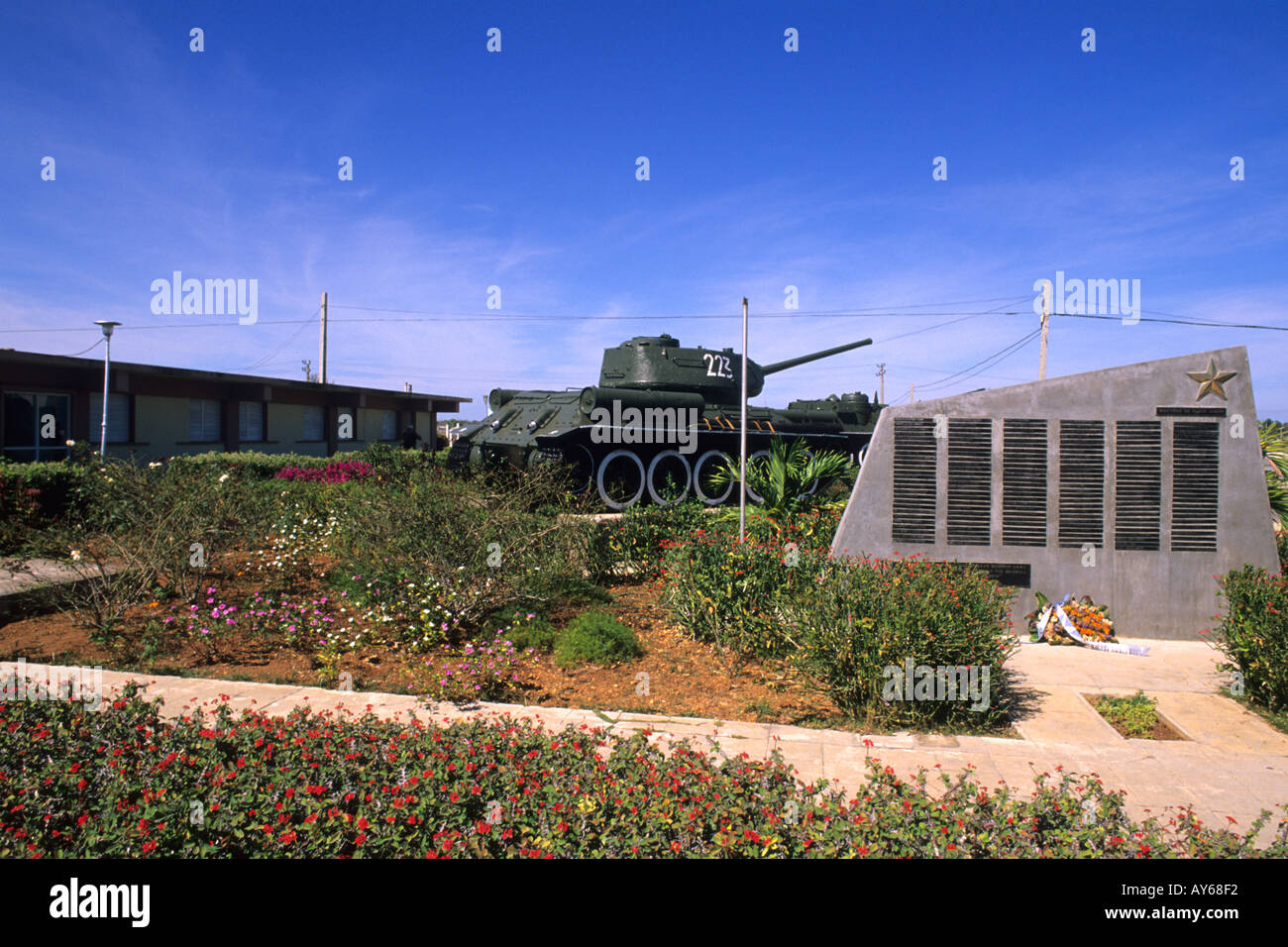 Cuban tank hi-res stock photography and images - Alamy