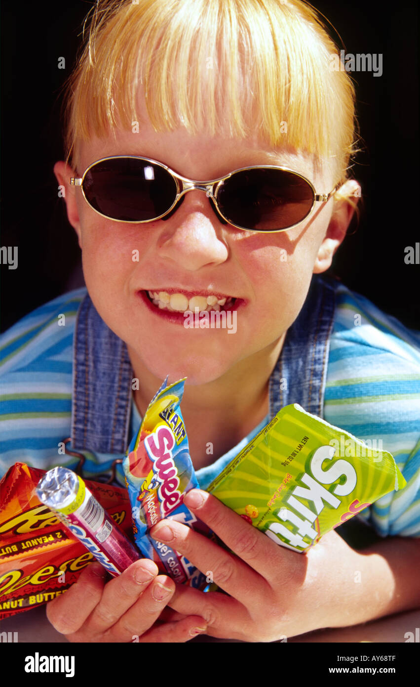 Selling candy hi-res stock photography and images - Alamy