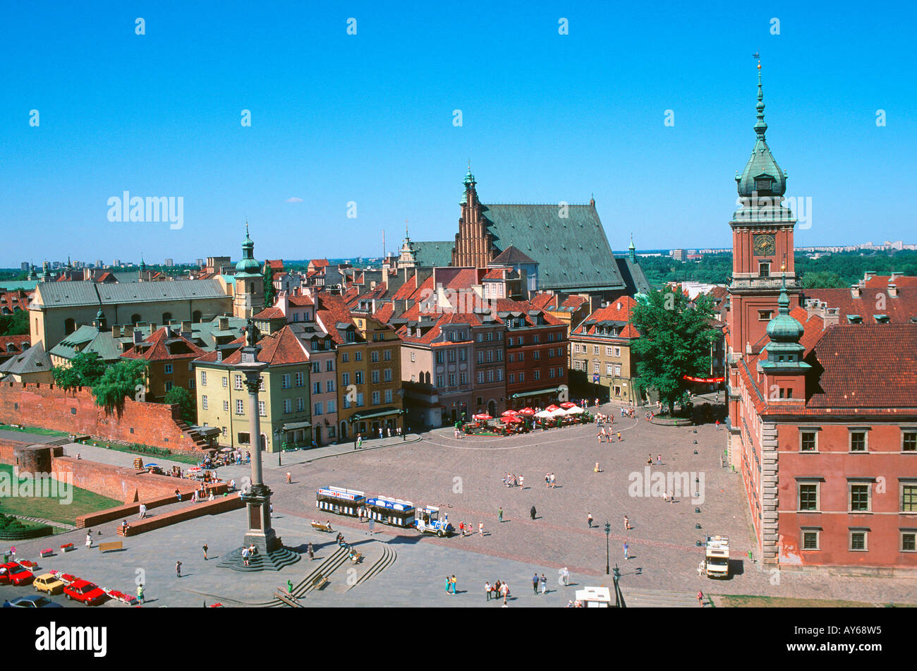 Pologne Varsovie Place Zamkowy Stock Photo, Royalty Free Image: 9717908 ...