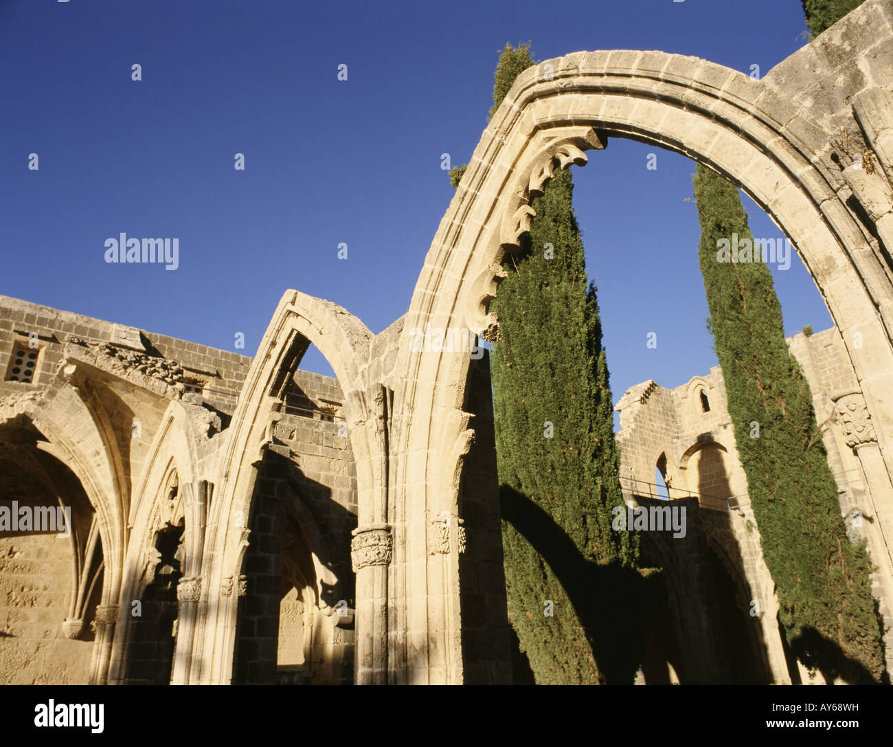 Ruins Arches Blue sky Stock Photo - Alamy