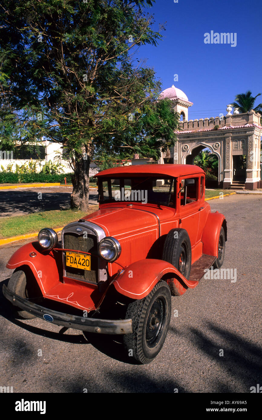 Colorful Old Model A Ford Cien Fuergos Cuba Stock Photo - Alamy