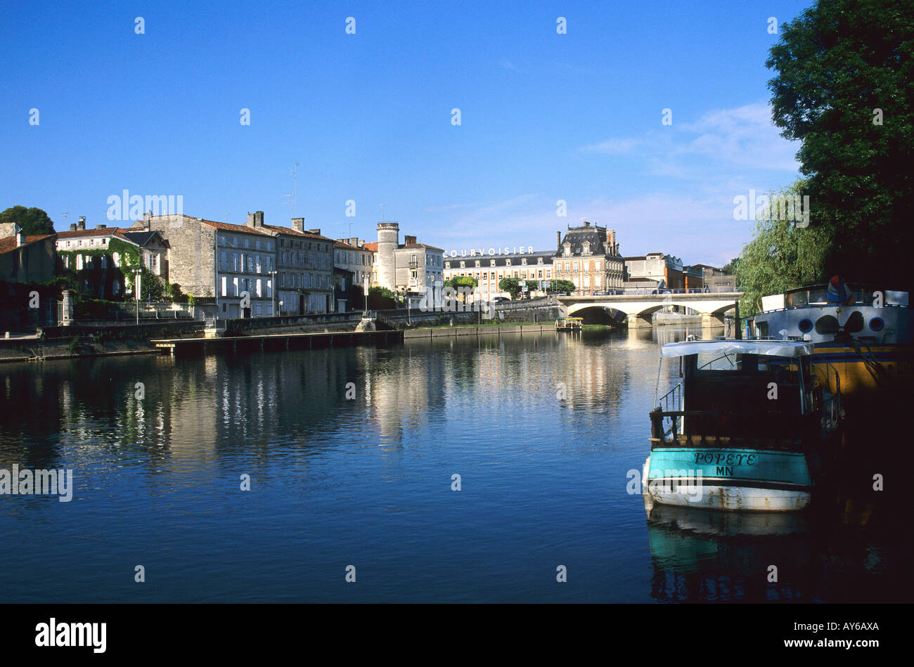 Charente River Jarnac High Resolution Stock Photography and Images - Alamy