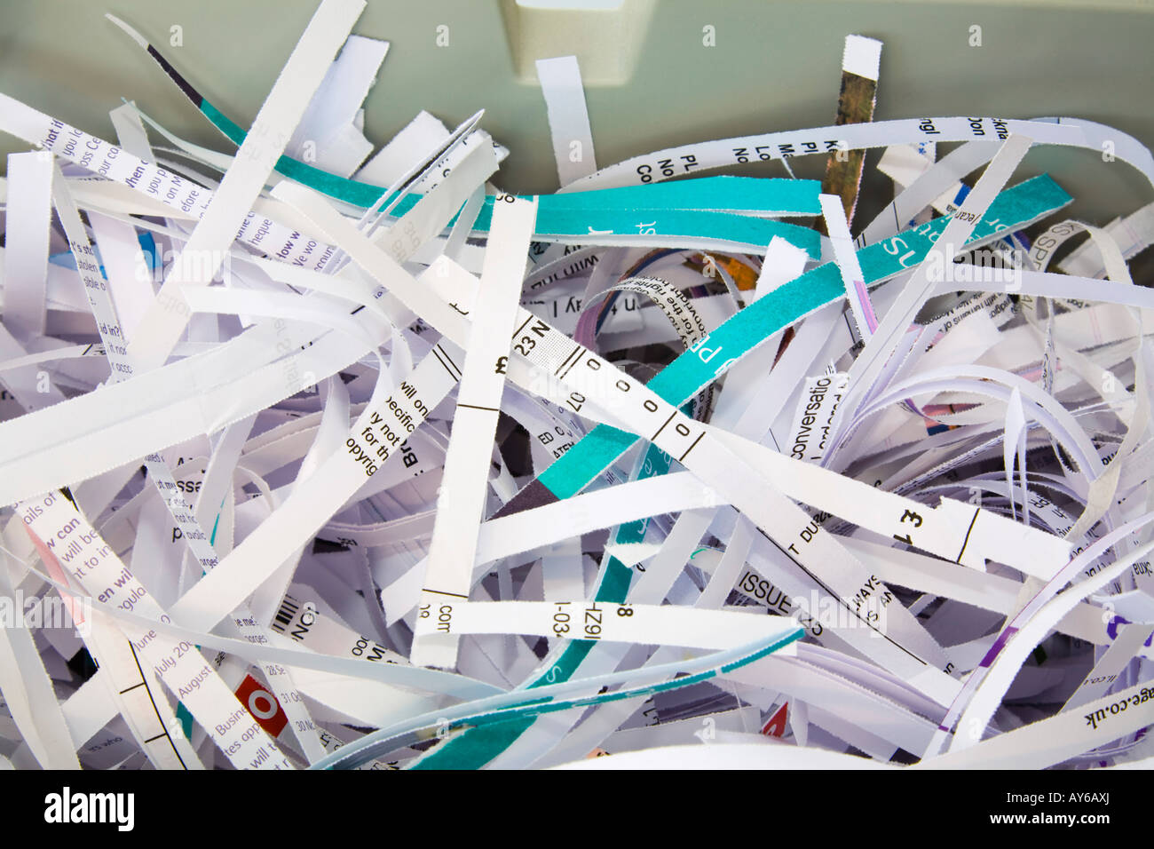 Straight cut shredded paper documents Stock Photo - Alamy