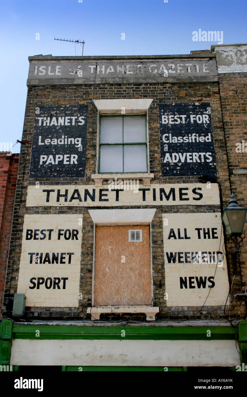 Old newspaper building hi-res stock photography and images - Alamy