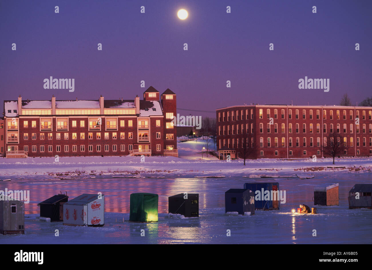 Ice fishing under a full moon on the Squamscot River in Exeter New ...