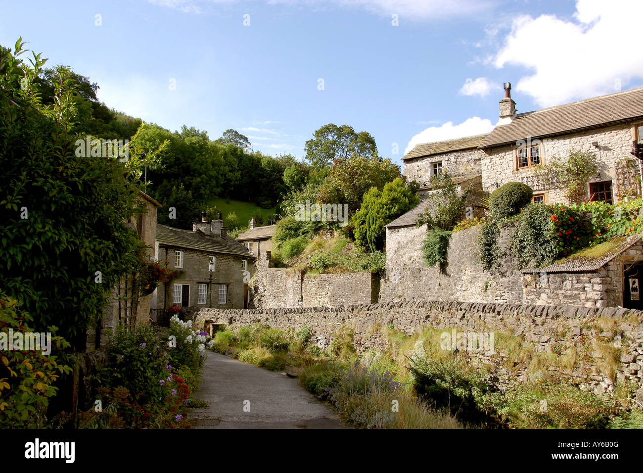 Derbyshire Castleton Waterside Stock Photo - Alamy