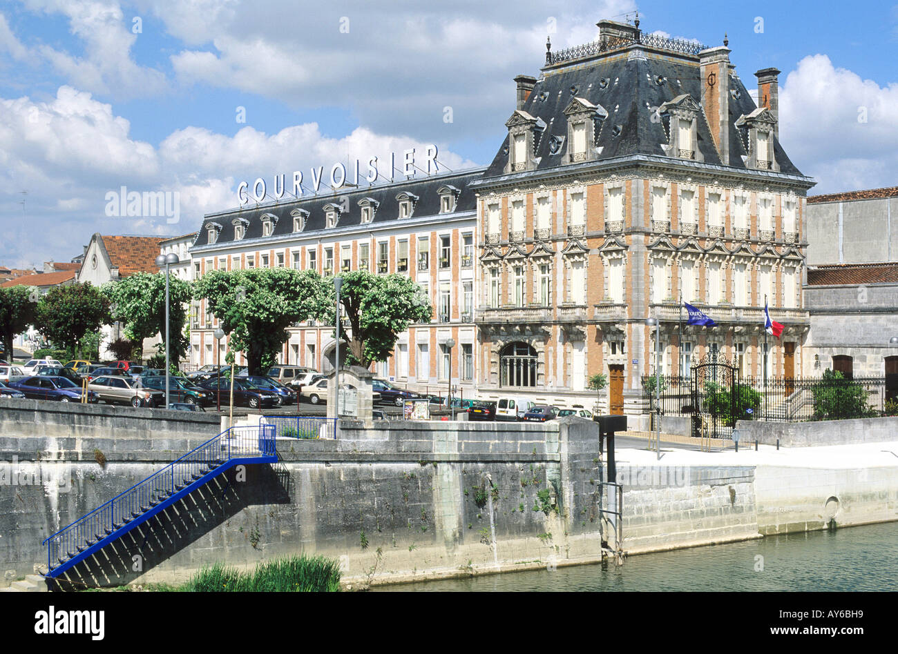 Charente Grande Champagne Jarnac Maison Courvoisier Stock Photo - Alamy