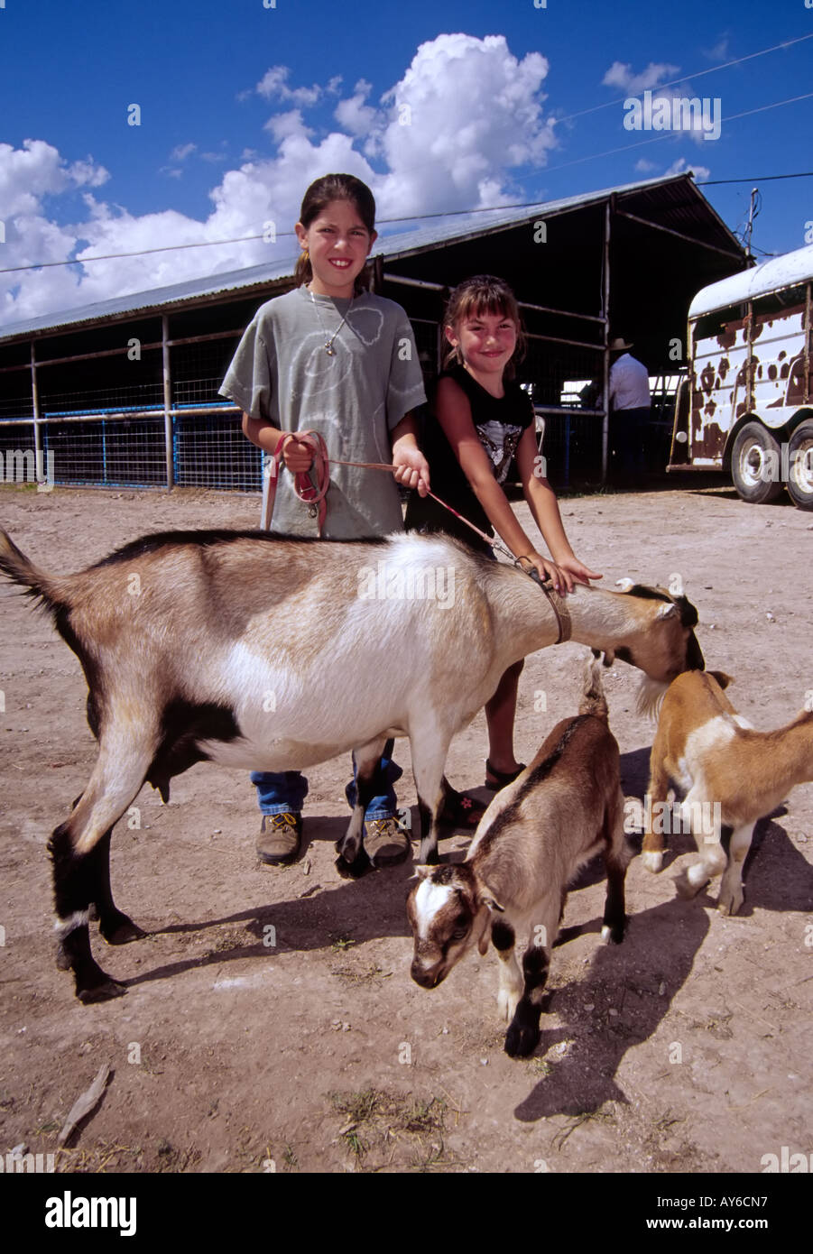 MR 662 Tony Montoya and Alana Sanchez will be displaying their prize ...