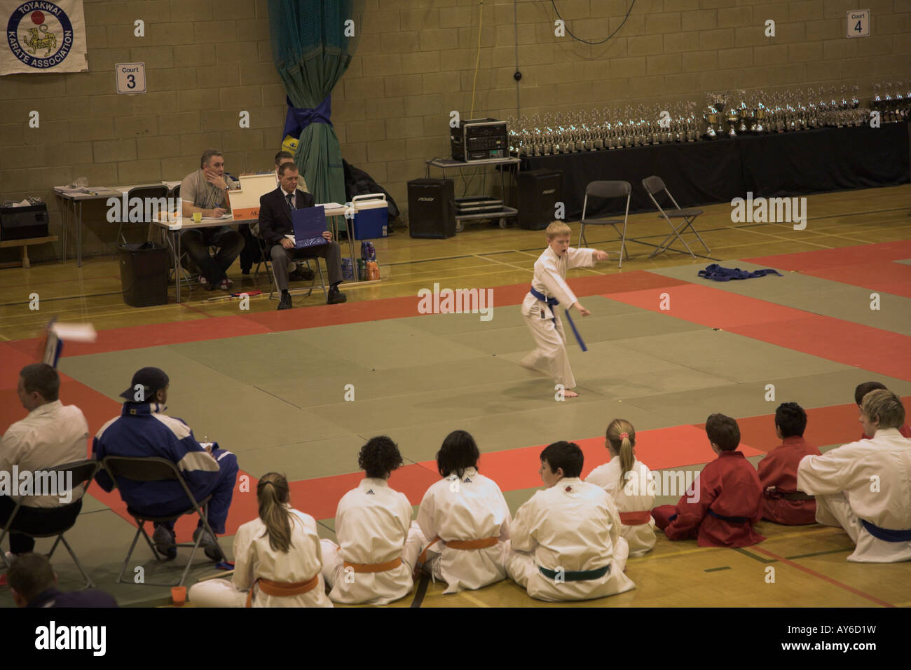 Children karate competition hi-res stock photography and images - Alamy