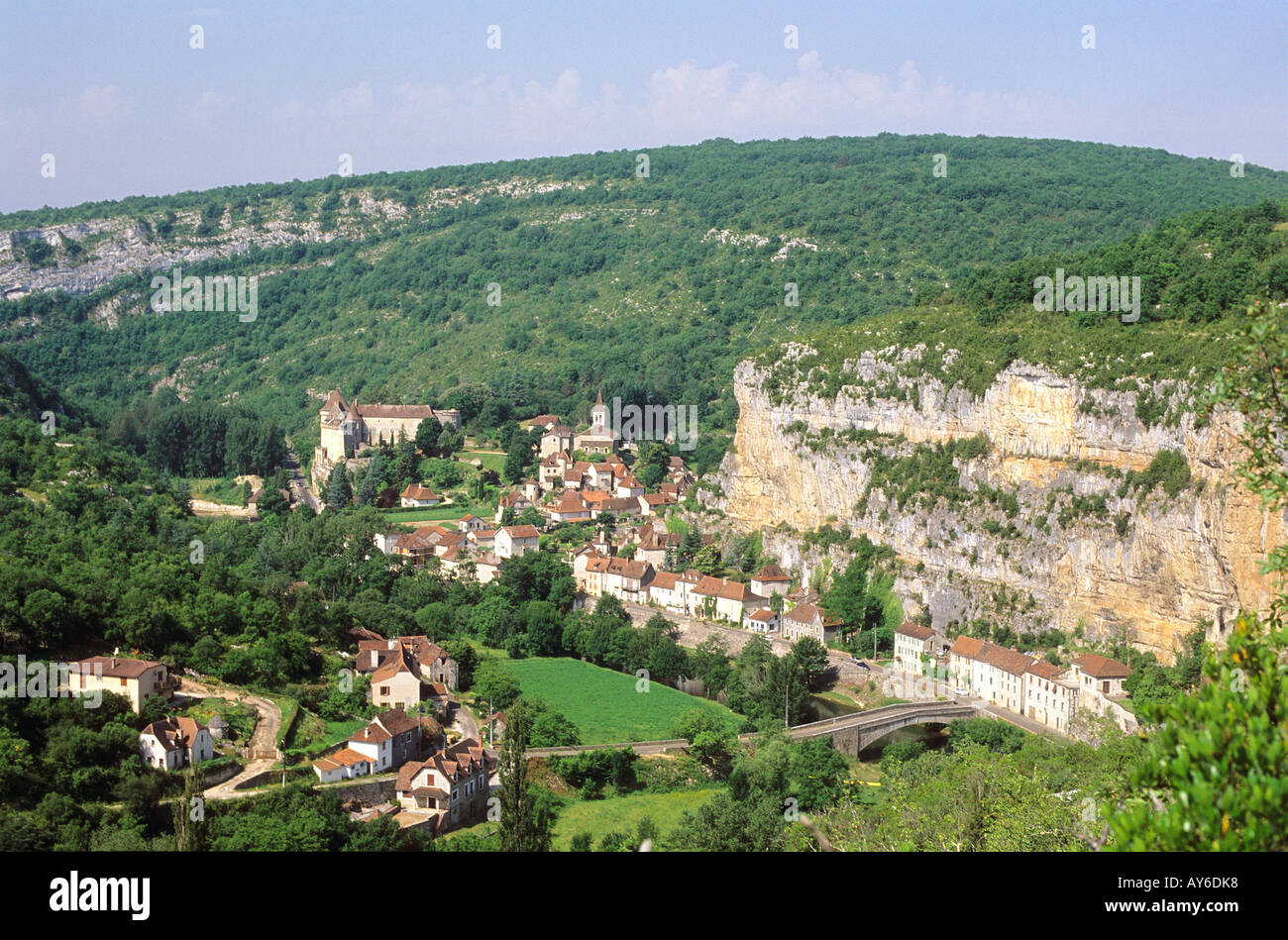 Lot vallée du célé cabrerets hi-res stock photography and images - Alamy