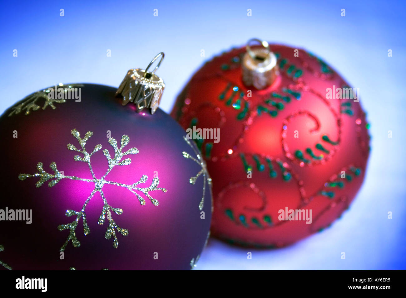 Sparkly baubles hi-res stock photography and images - Alamy