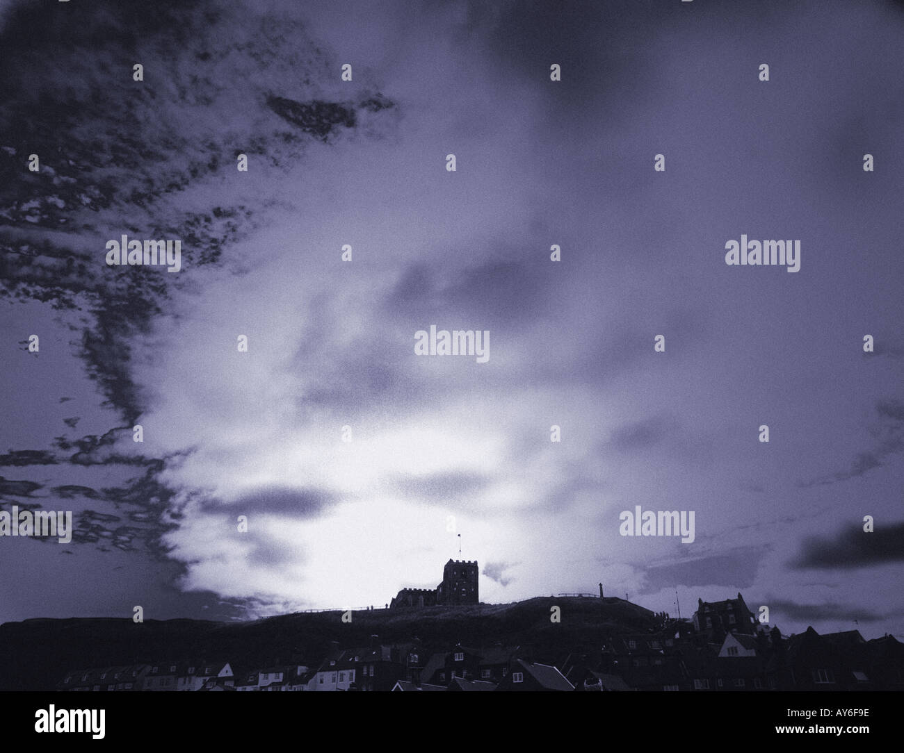 Moonlit scene hi-res stock photography and images - Alamy