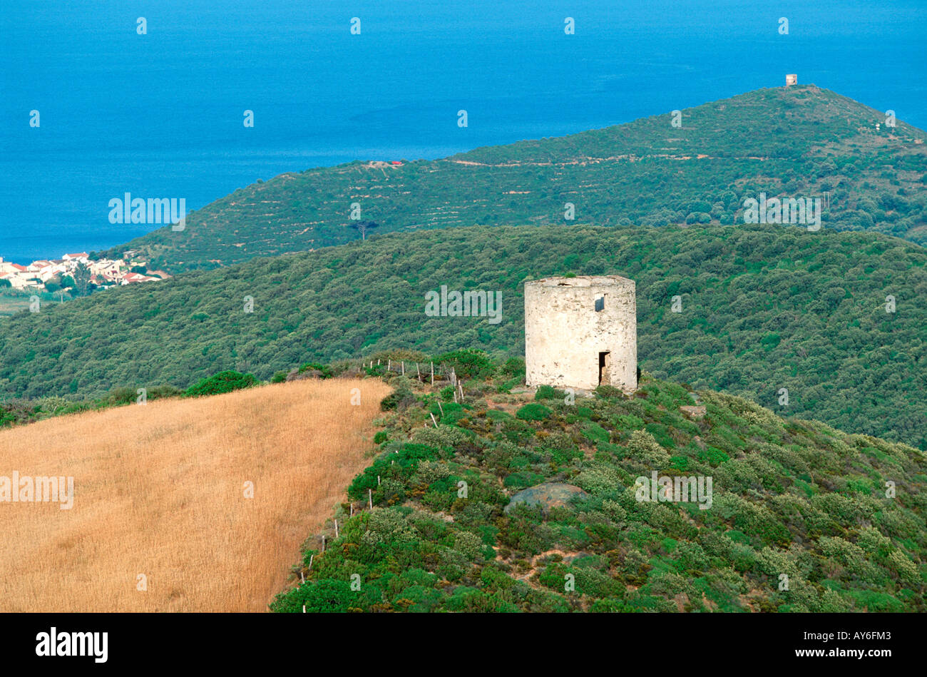 Tour de guet hi-res stock photography and images - Alamy