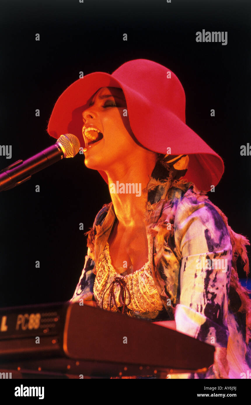 ALICIA KEYS - US singer about 2000 Stock Photo - Alamy