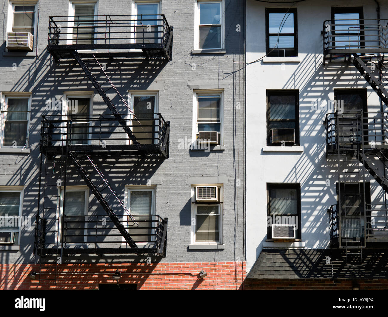 Fire escape in building hi-res stock photography and images - Alamy