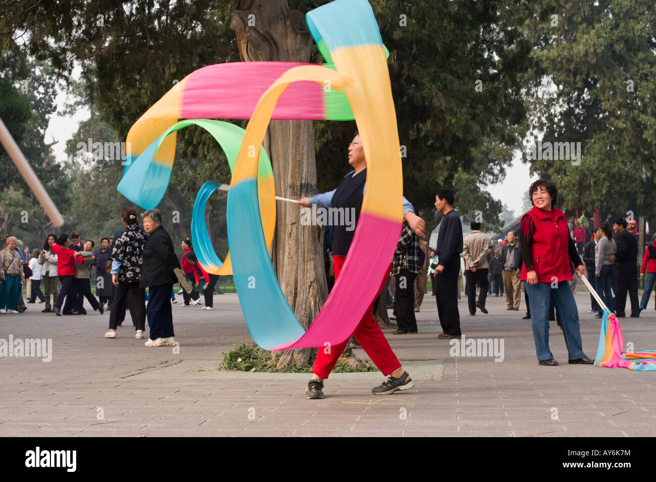 Morning ribbon exercises in Tiantan Park, Beijing Stock Photo - Alamy
