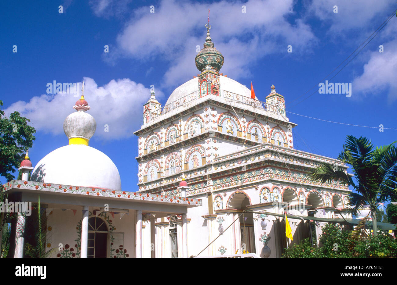 Maheswarnath shiv mandir mauritius hi-res stock photography and images ...