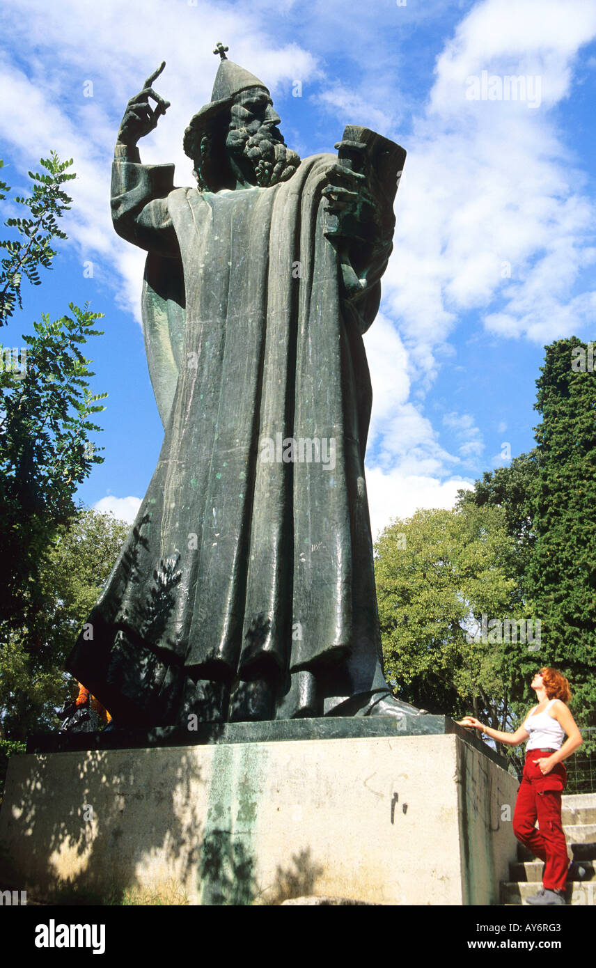 Croatia Split Statue du poète Marko Marulic Stock Photo - Alamy