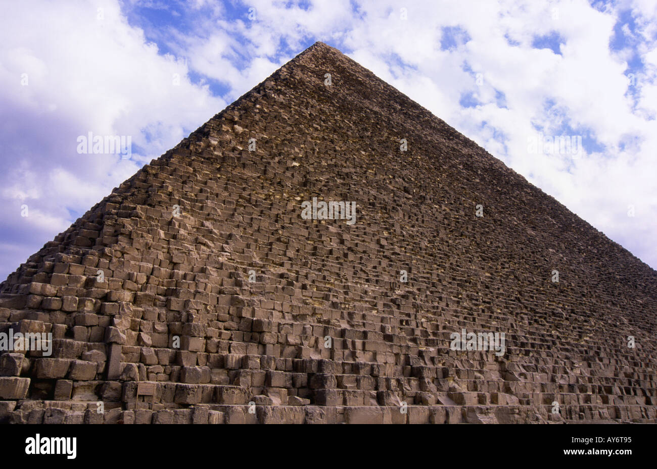 Egyptian royal mortuary & sacred structures Giza Pyramids Necropolis ...