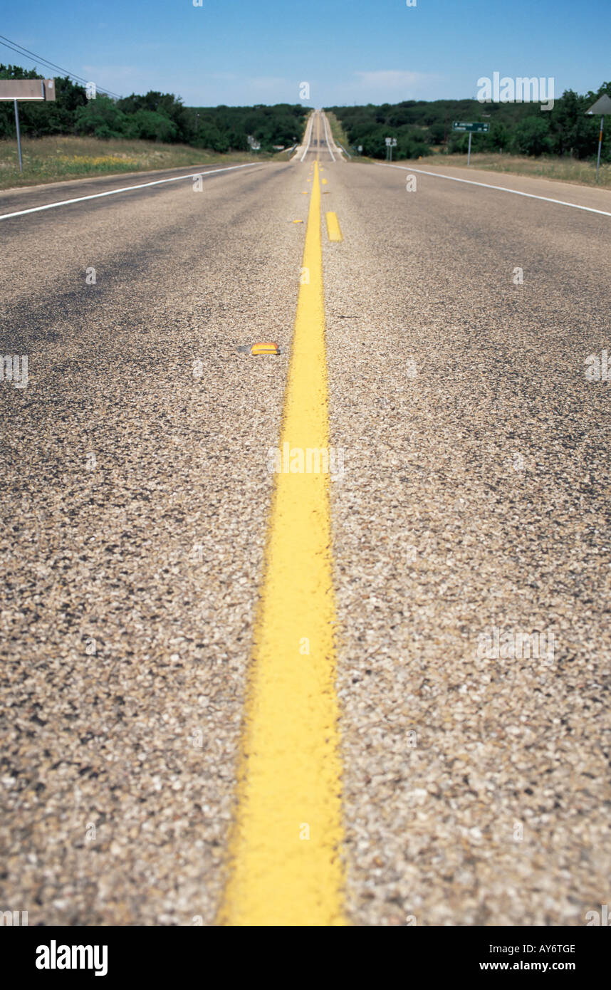 Disappearing cars hi-res stock photography and images - Alamy