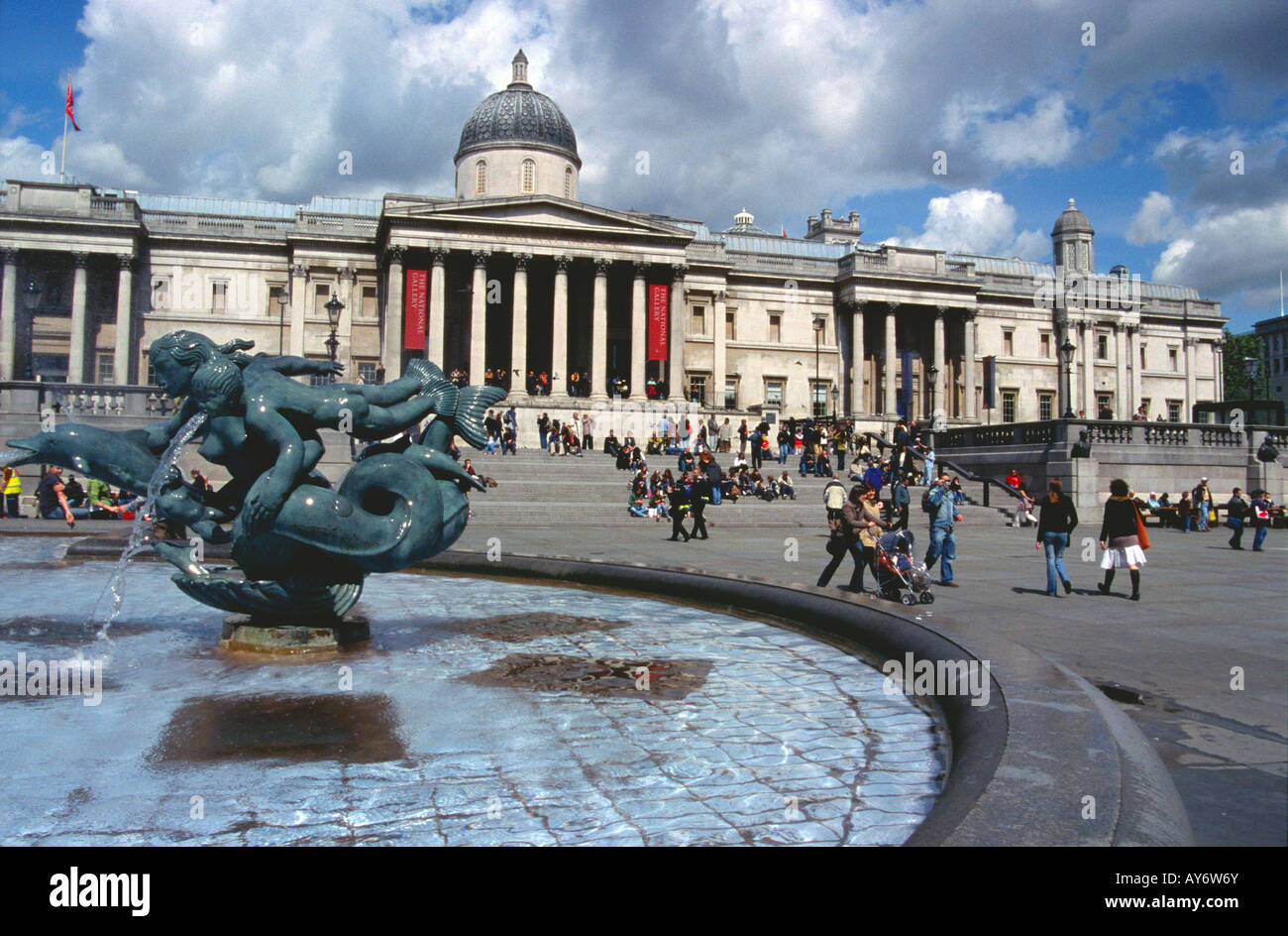 Trafalgar Square and National Gallery London Stock Photo - Alamy