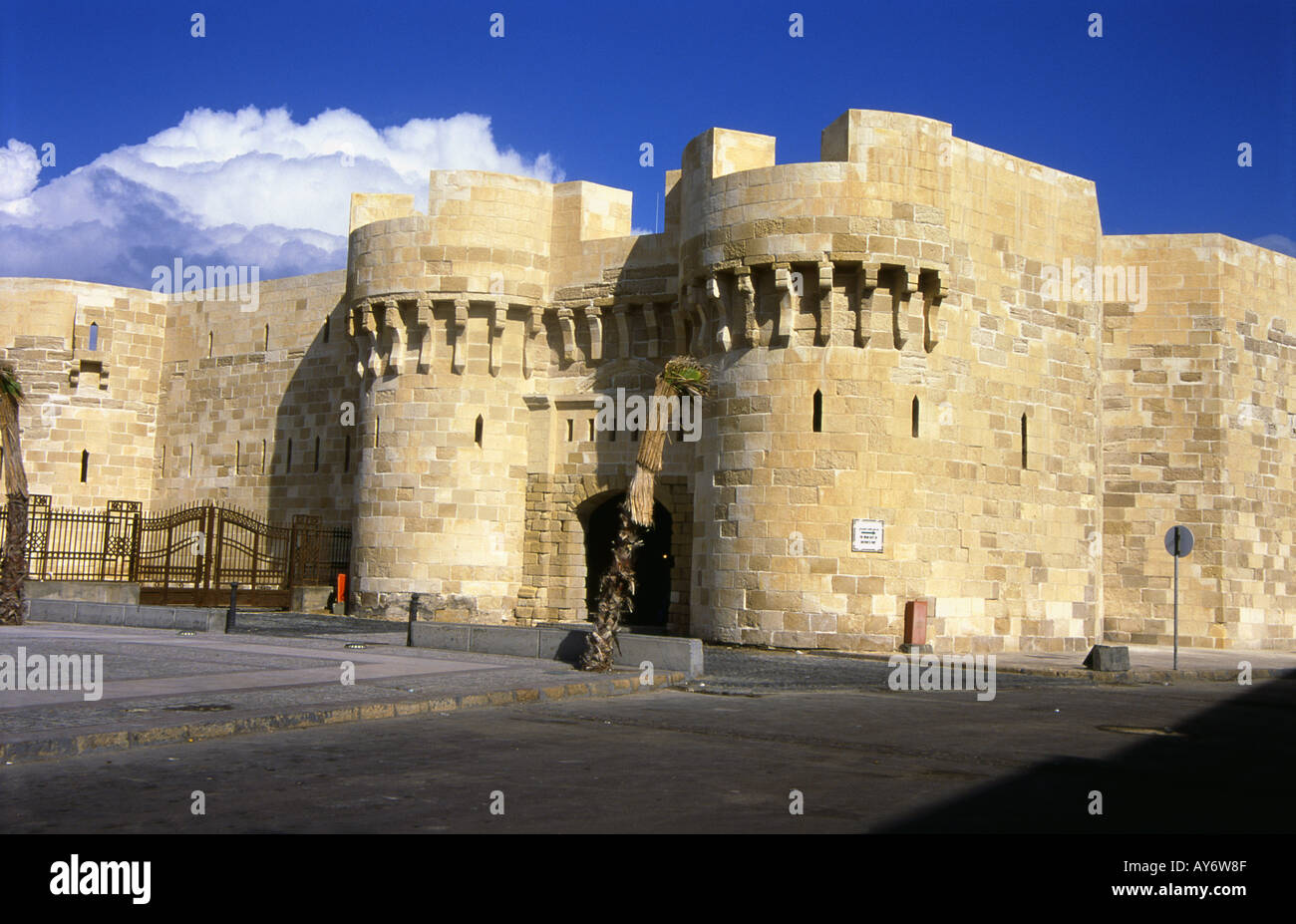 Pictorial representation castle hi-res stock photography and images - Alamy