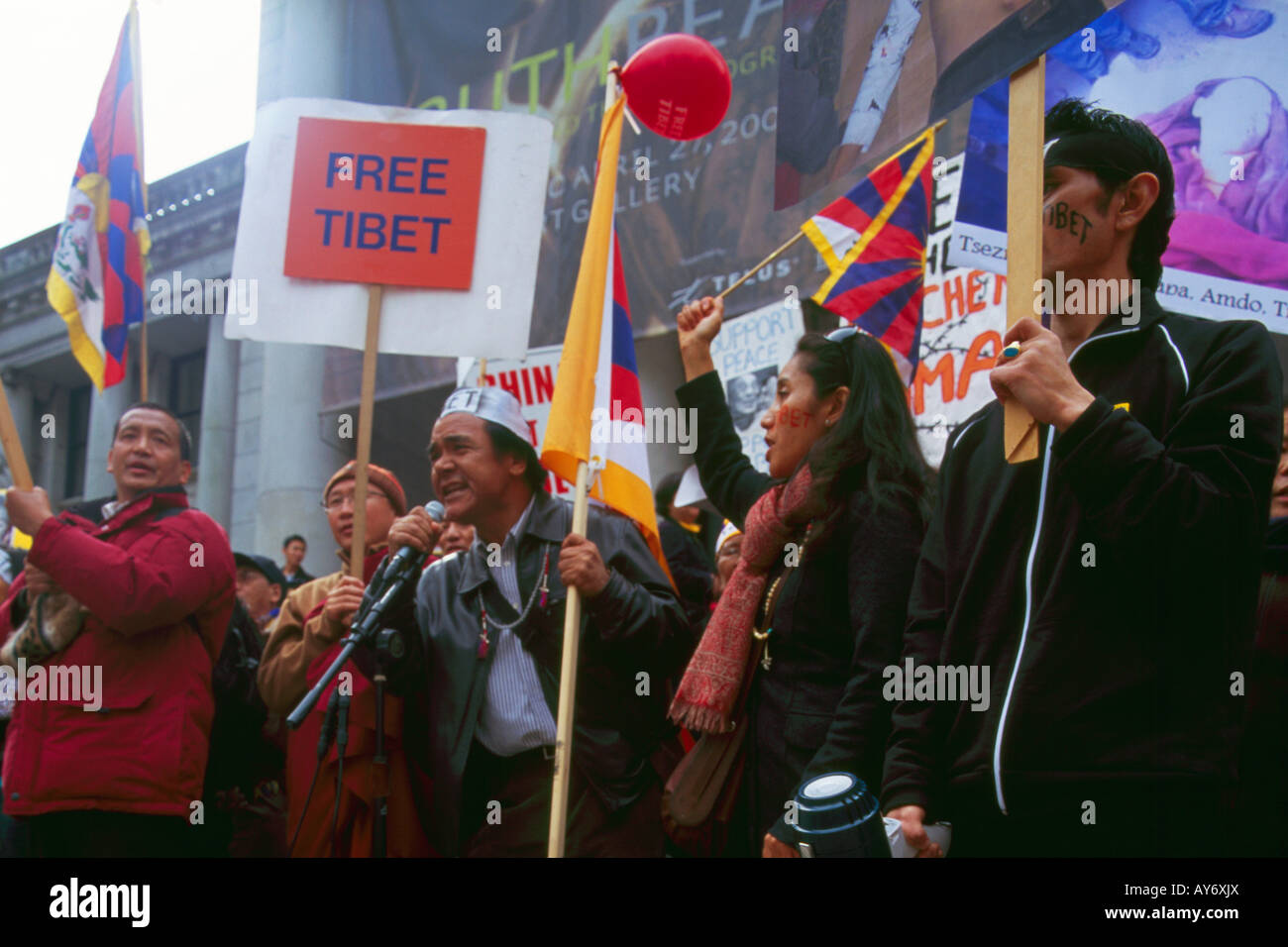 Free tibet protest hi-res stock photography and images - Alamy