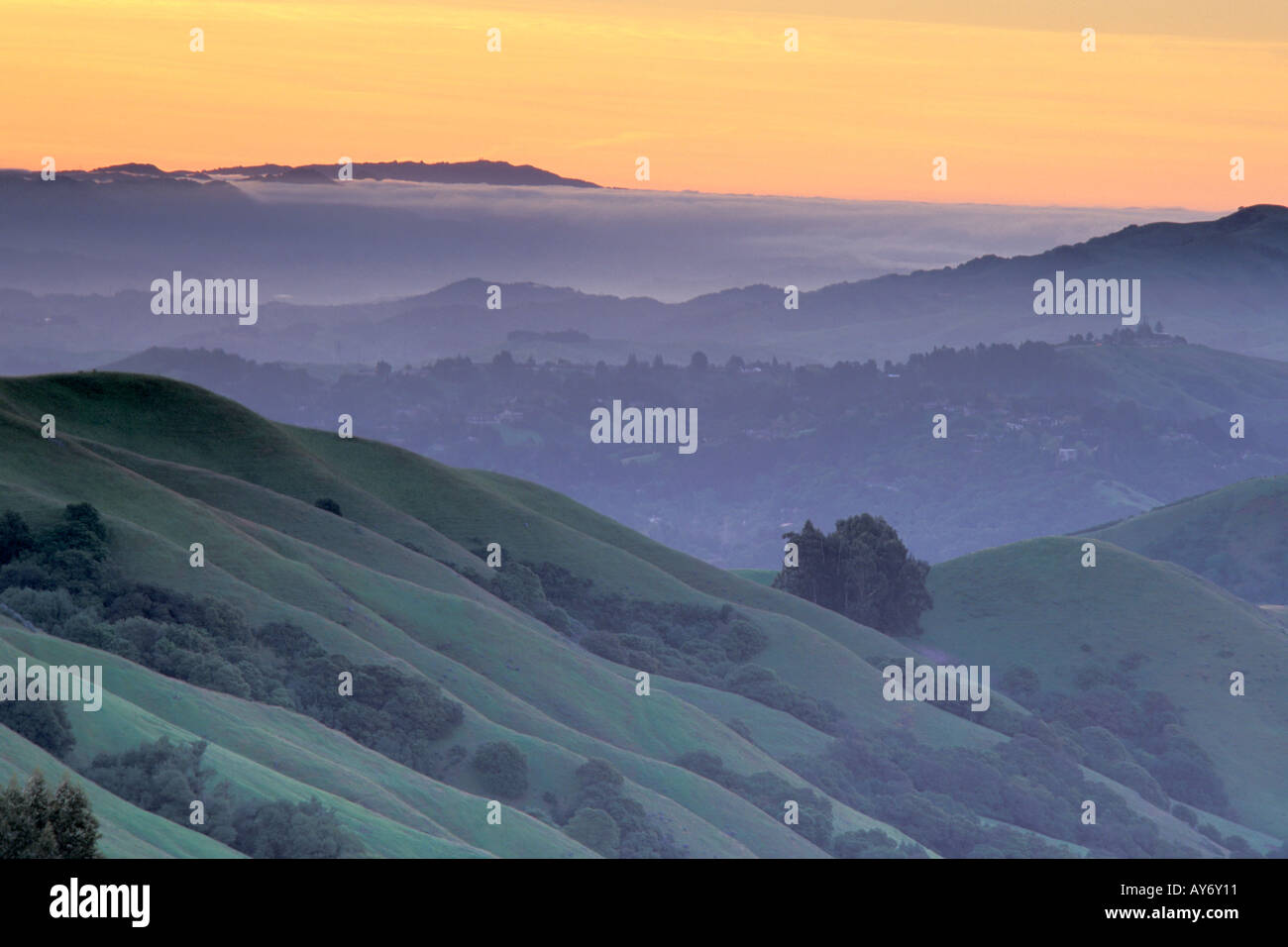 Ridgetops hi-res stock photography and images - Alamy