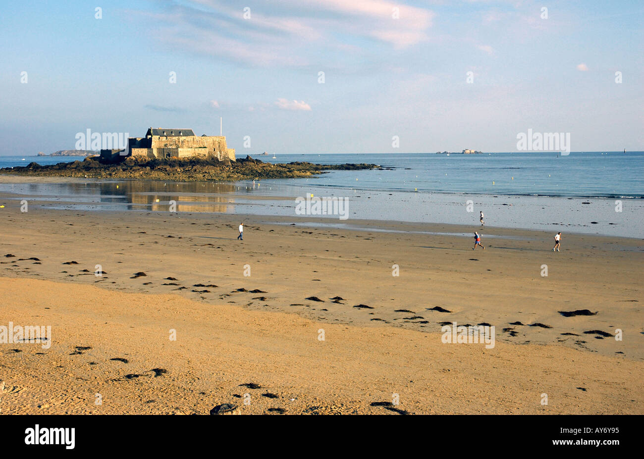 Panoramic View of Grand Be Isle and Waterfront of Saint Malo S Maloù ...