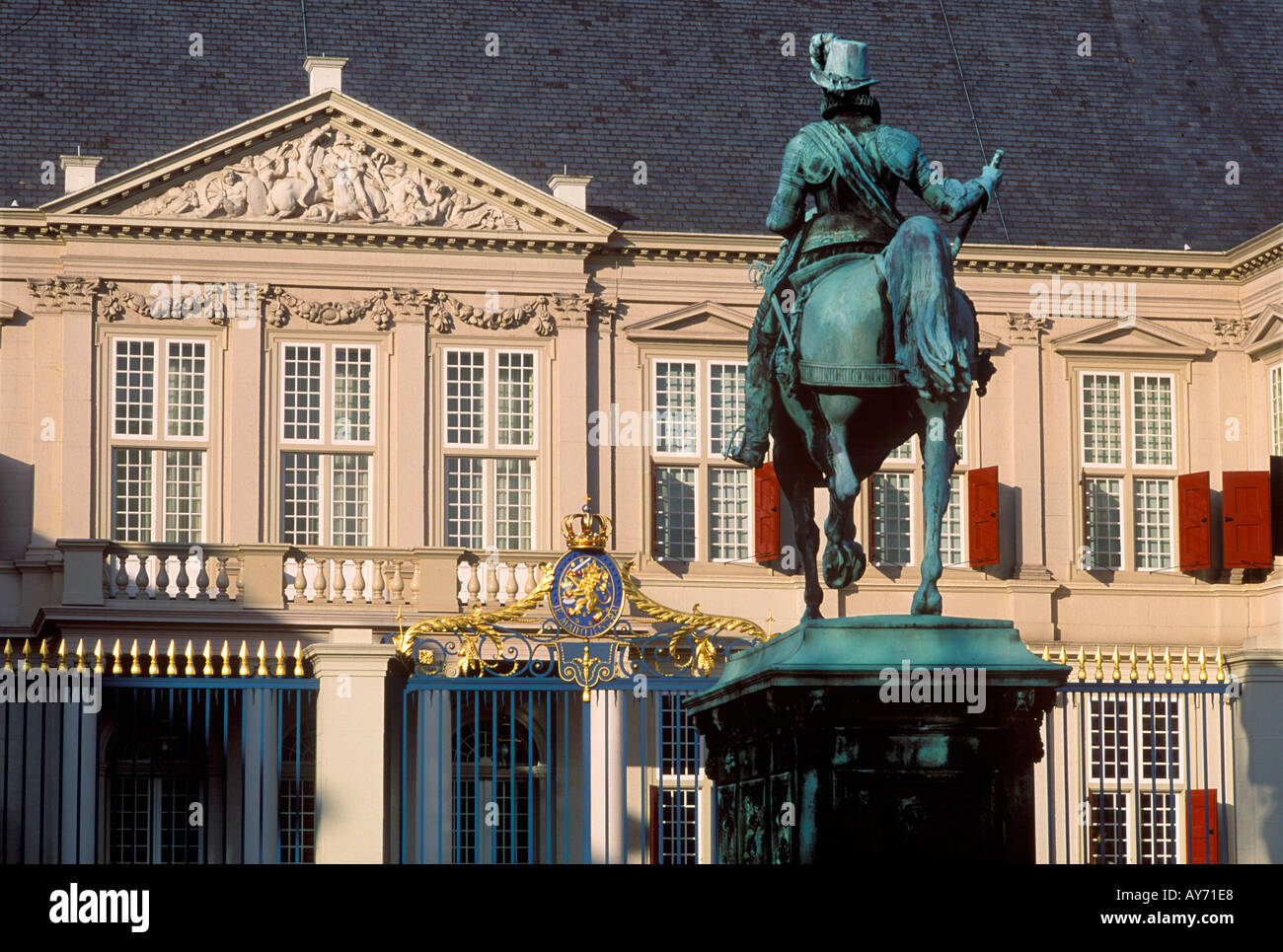 NOORDEINDE PALEIS THE HAGUE NETHERLANDS Stock Photo - Alamy