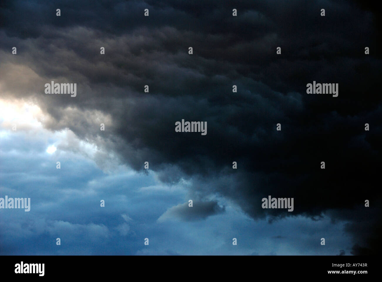 Dream like scenes hi-res stock photography and images - Alamy