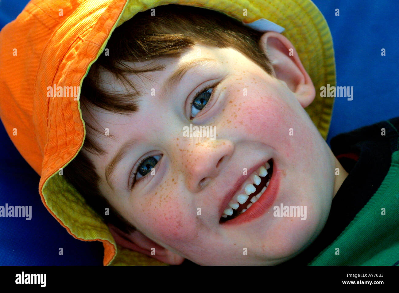 Child minding child hi-res stock photography and images - Alamy