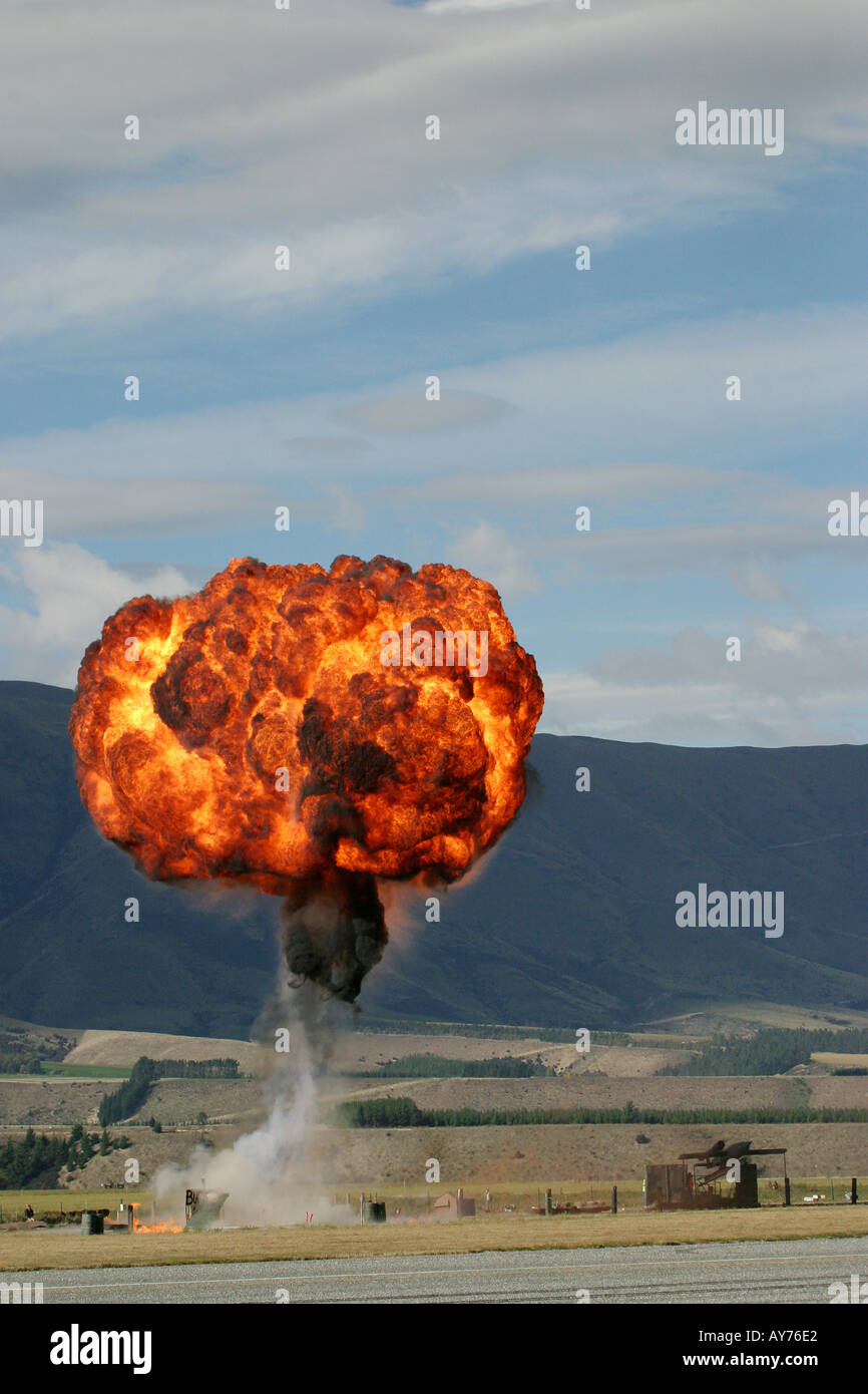 Danger explosions hi-res stock photography and images - Alamy