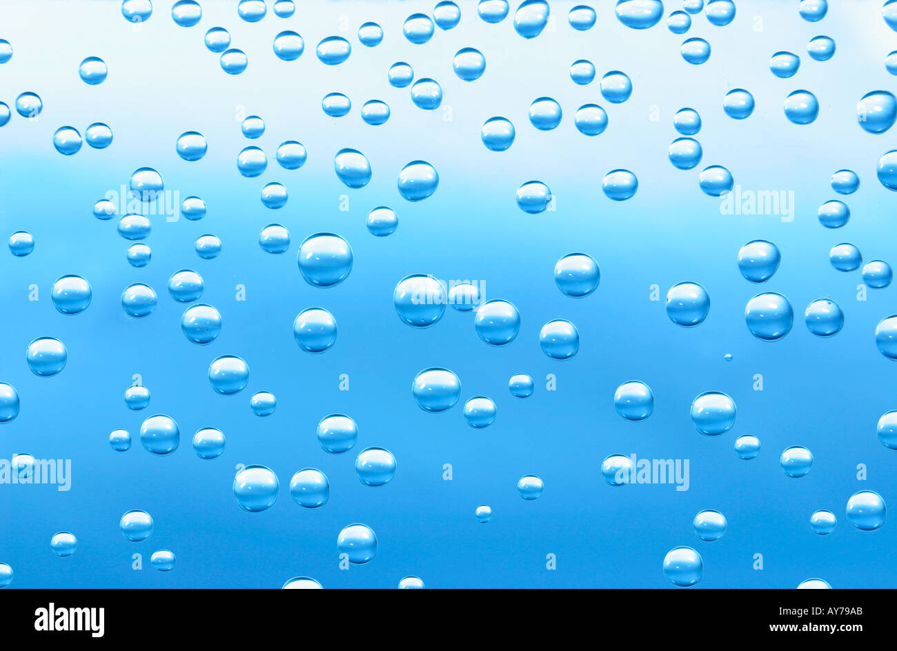 air bubbles o 2 two Stock Photo - Alamy