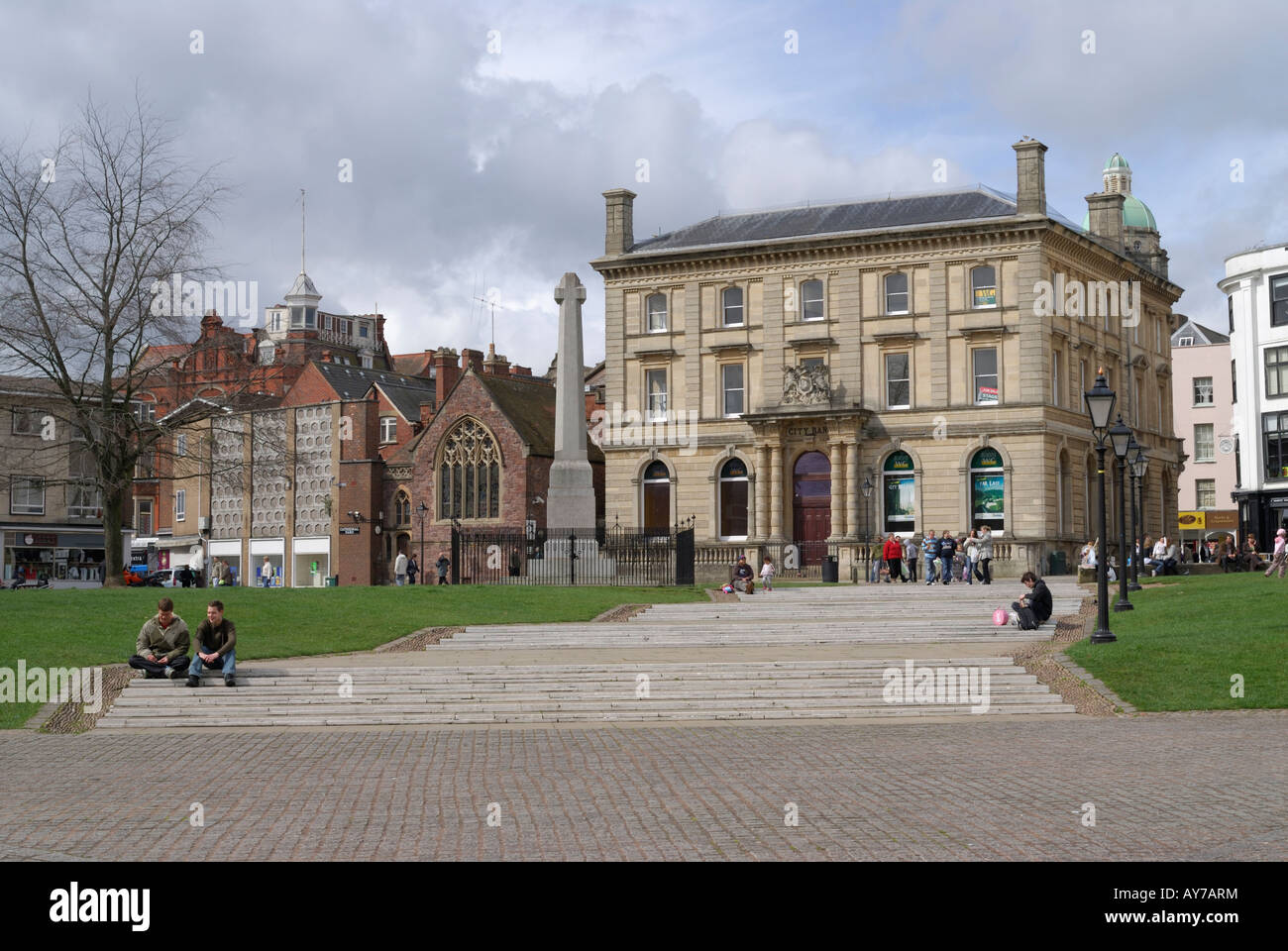 View towards old City Bank building and war memorial from Exeter ...