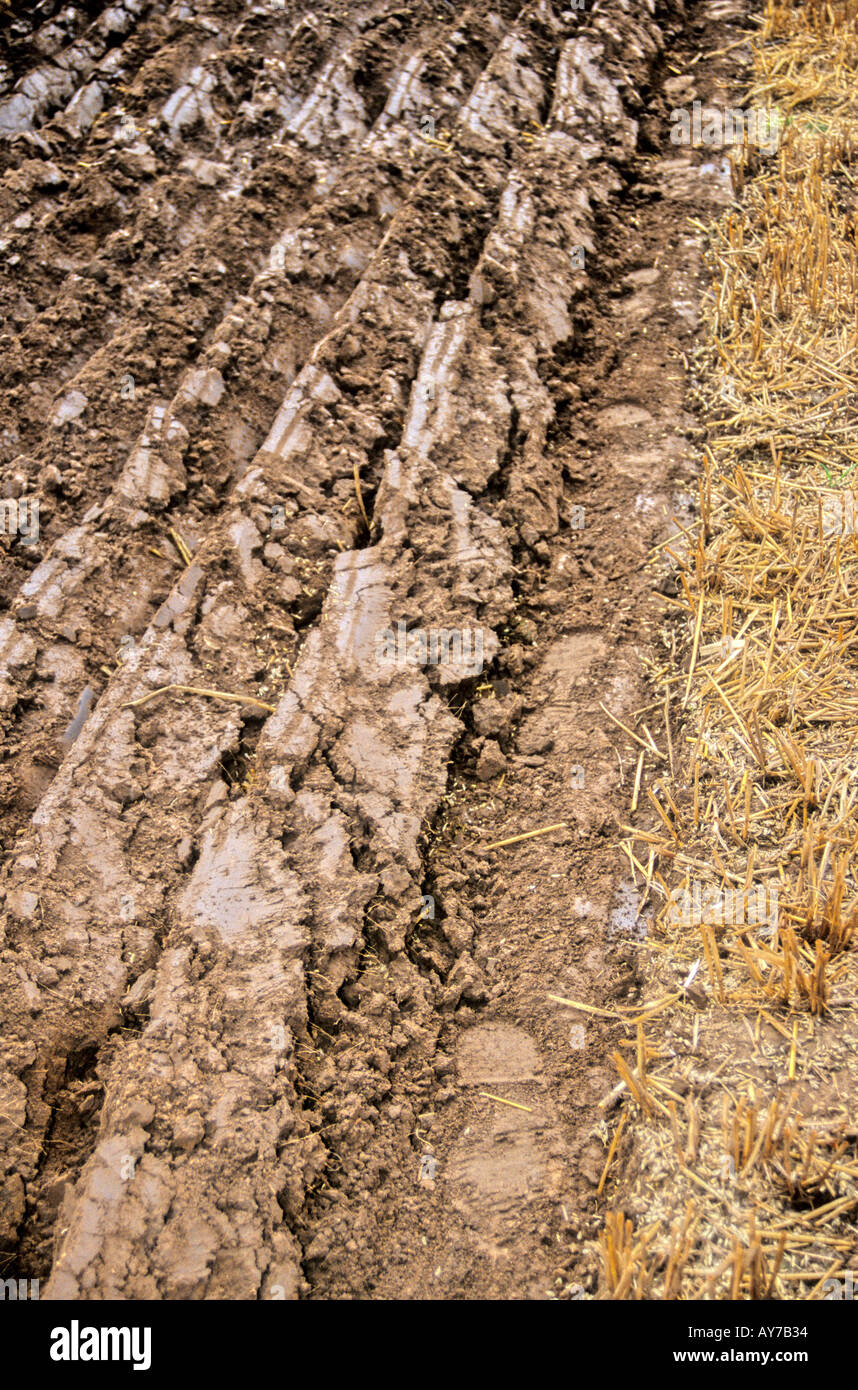 Deep ploughing hi-res stock photography and images - Alamy