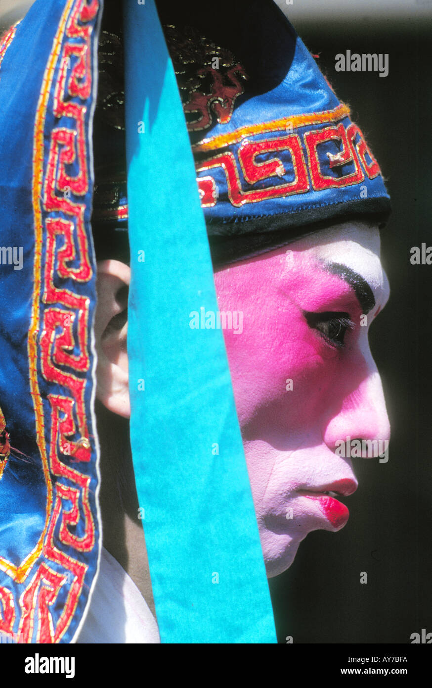 Chines bun hi-res stock photography and images - Alamy