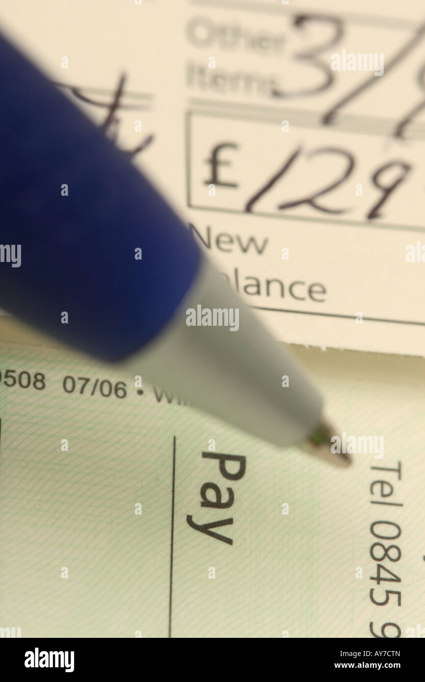 Bank cheque book hi-res stock photography and images - Alamy