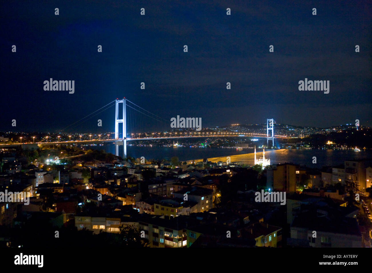 The Bosphorus Bridge and The Great Buyuk Mecidiye Mosque at night ...