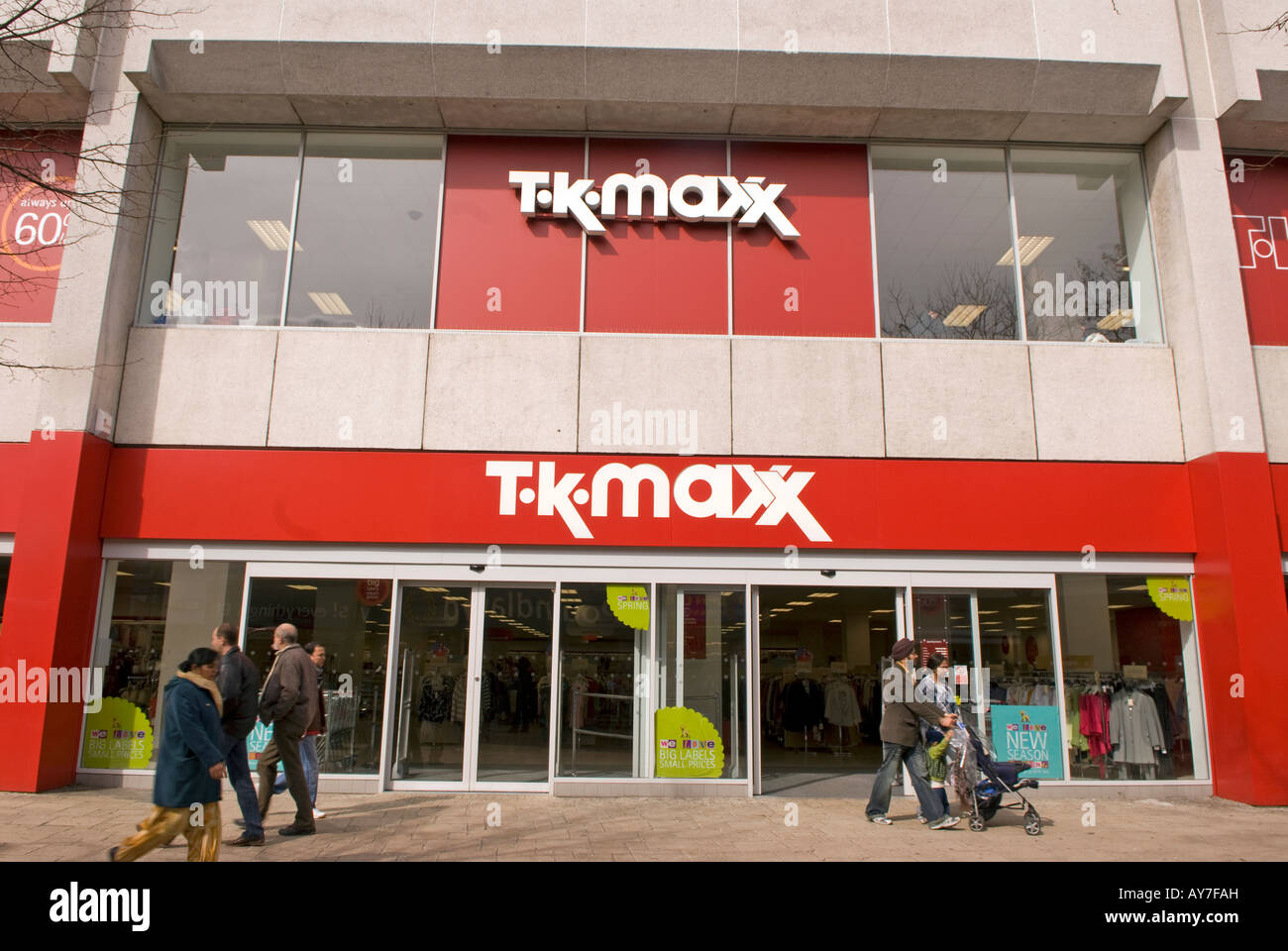 Tk maxx clothing store uk hi-res stock photography and images - Alamy