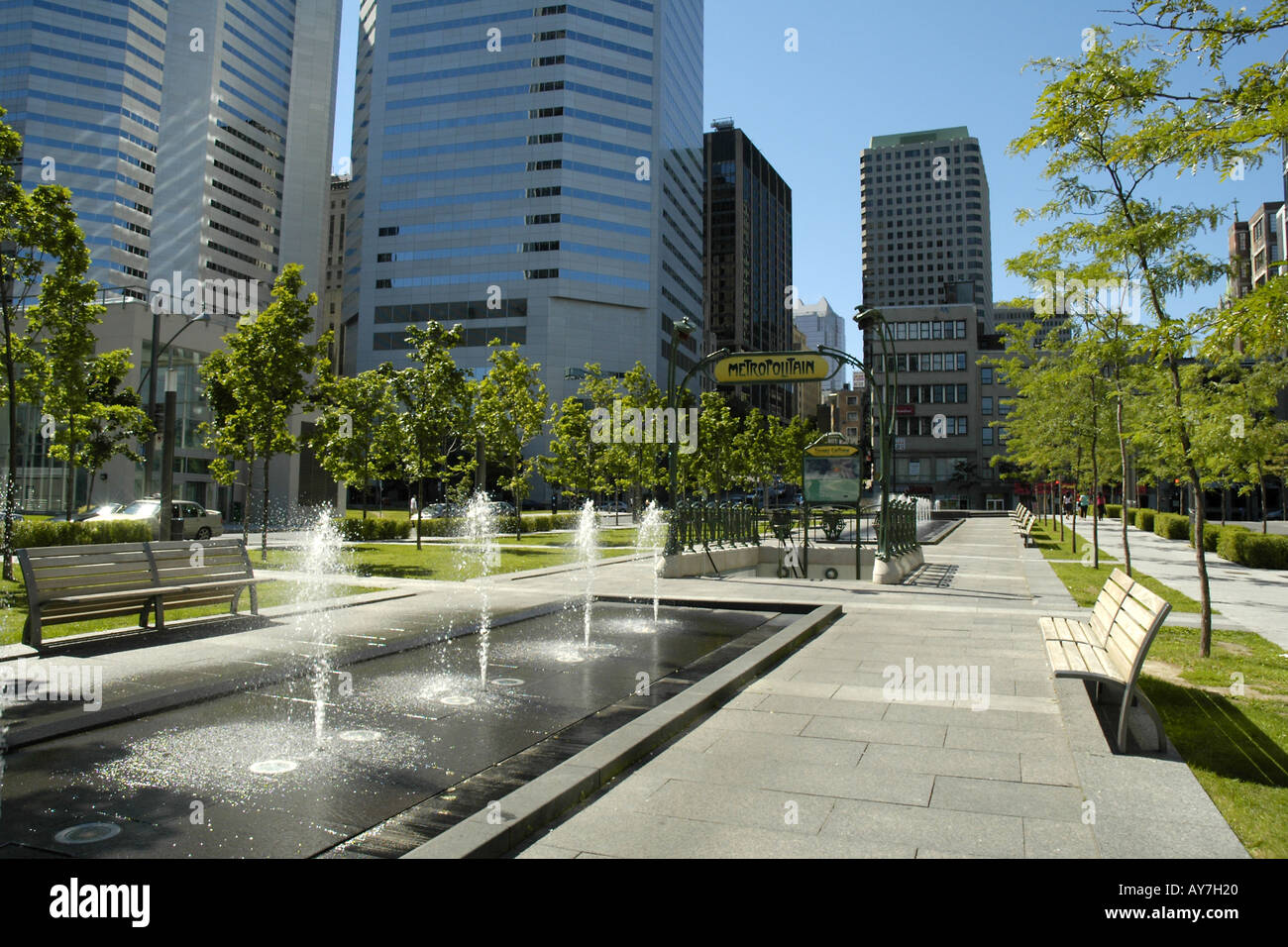 City concourse hi-res stock photography and images - Alamy